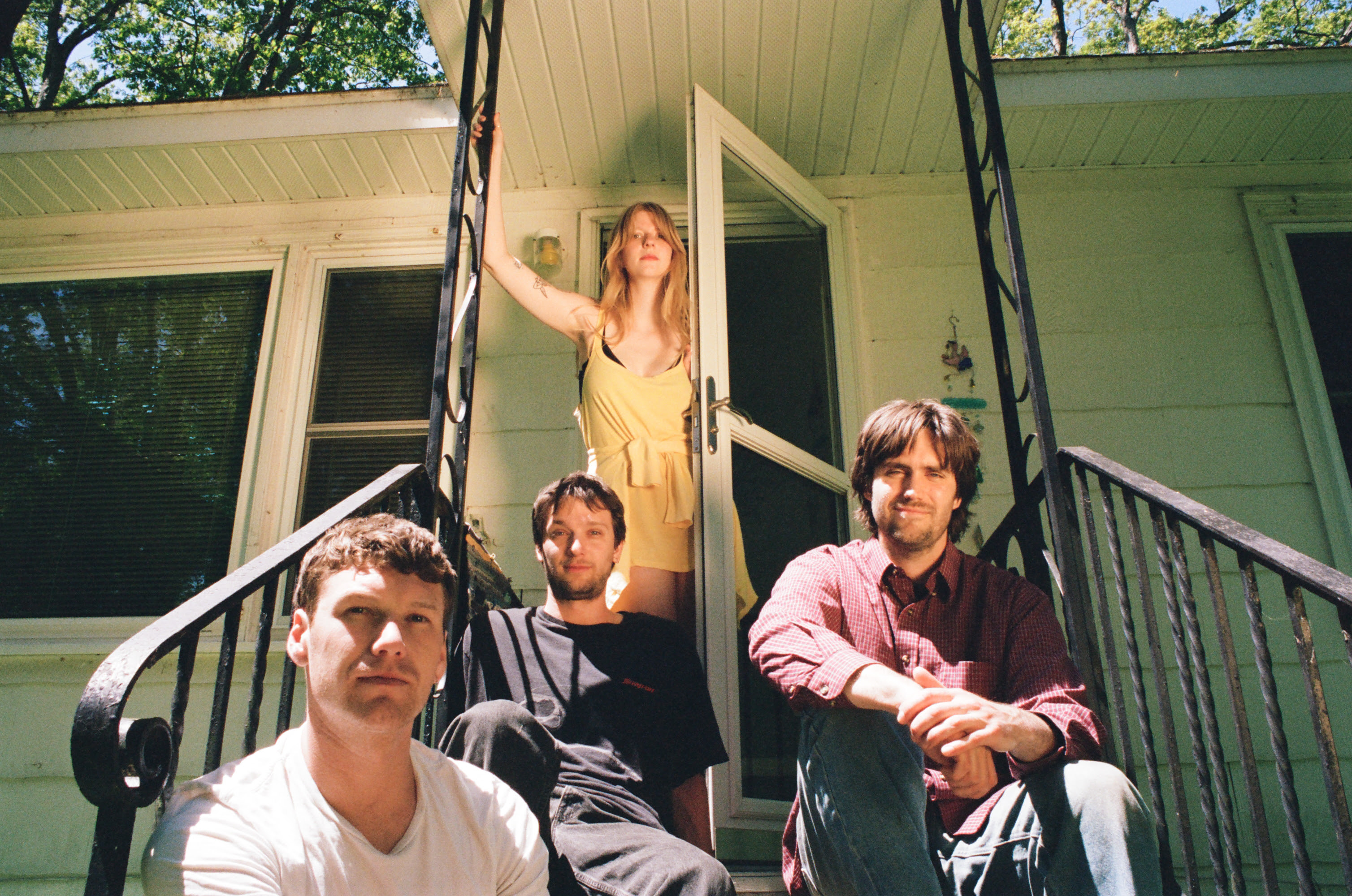 FLASH: YARD – SLOW PULP - Unis Son